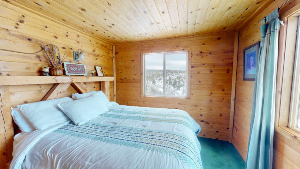 Accommodations - Wolf Springs Cabin Rentals