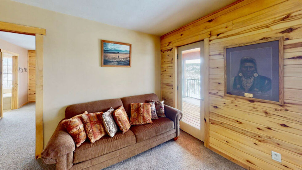 Accommodations - Wolf Springs Cabin Rentals