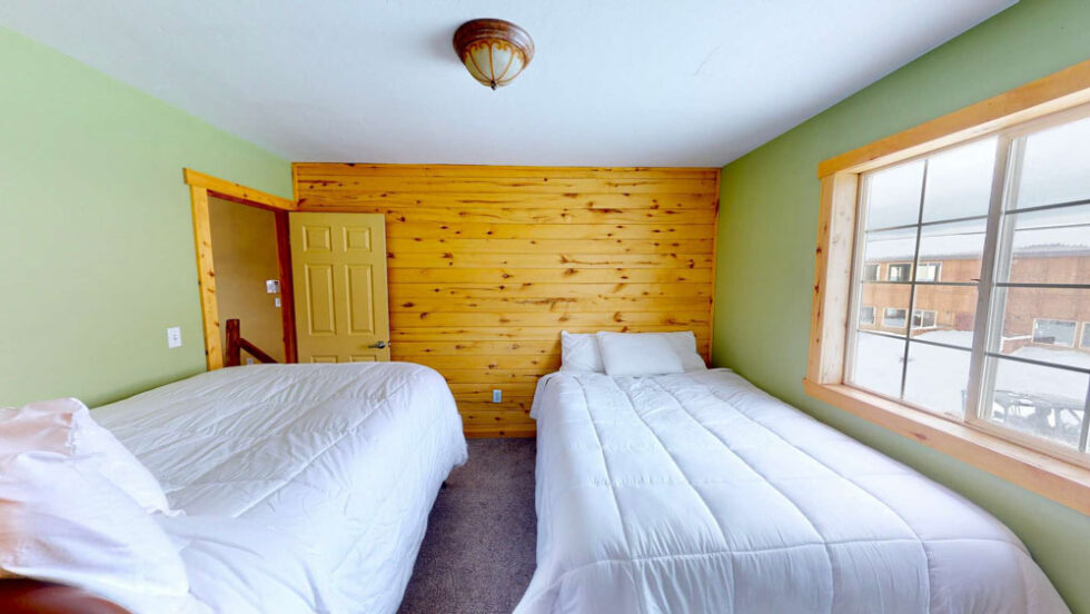 Accommodations - Wolf Springs Cabin Rentals