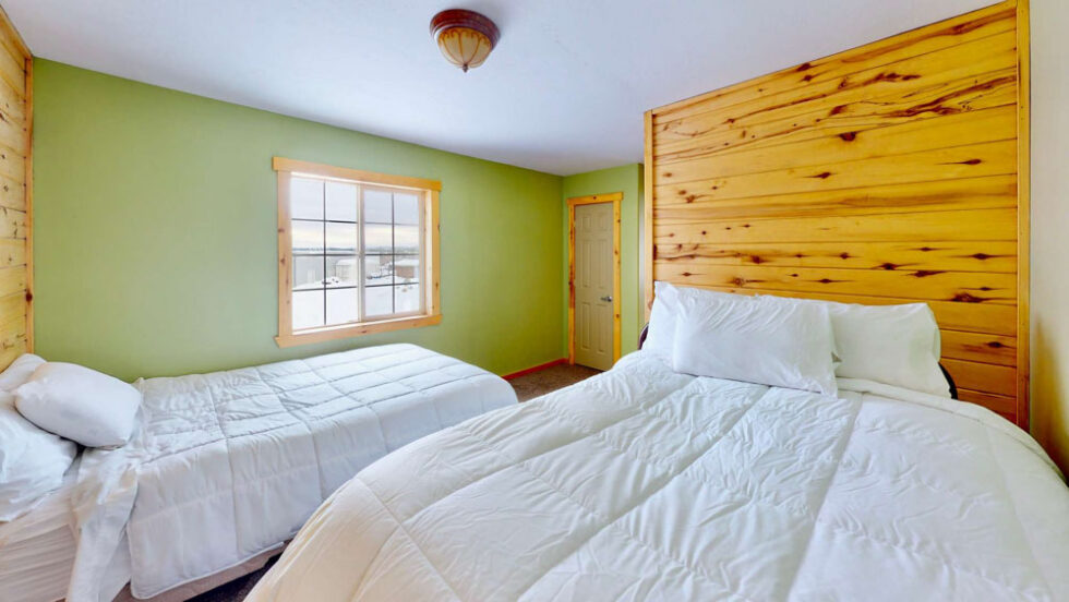 Accommodations - Wolf Springs Cabin Rentals