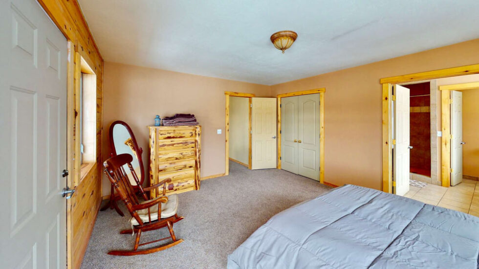 Accommodations - Wolf Springs Cabin Rentals