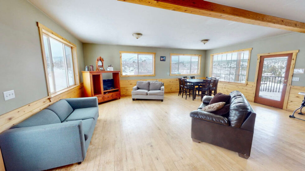 Accommodations - Wolf Springs Cabin Rentals